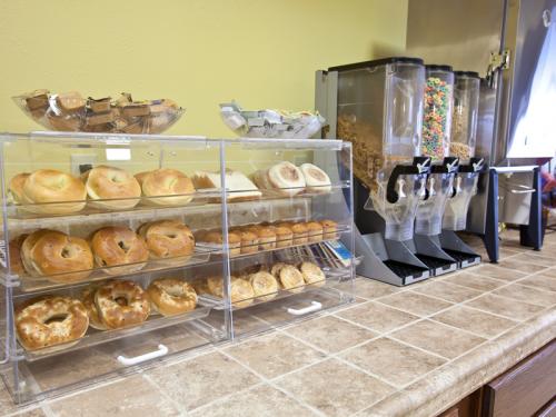 Gallery – Fort Irwin Landmark Inn